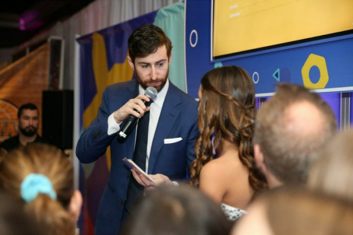 HQ Trivia Game At Bar Bat Mitzvah | MitzvahMarket