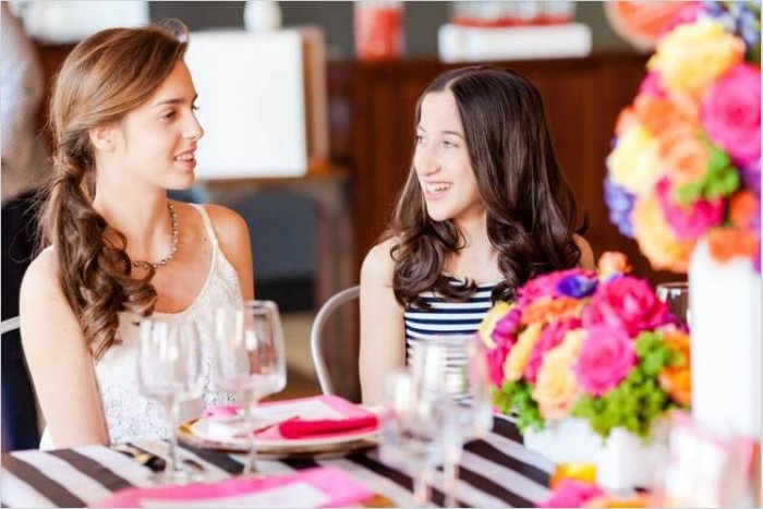 Art Theme Bat Mitzvah Photos | MitzvahMarket