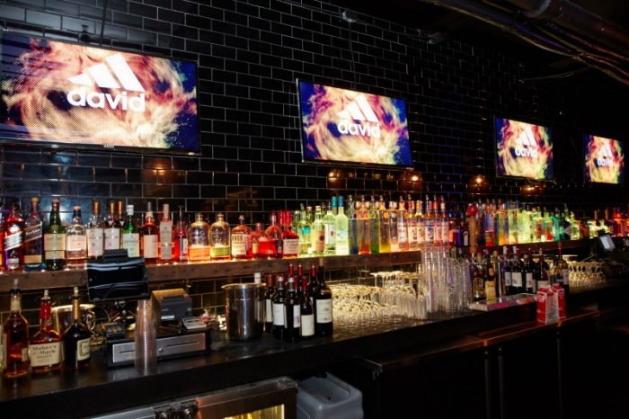 How to Create a “Winning” Bar Mitzvah Design with Color & Logos